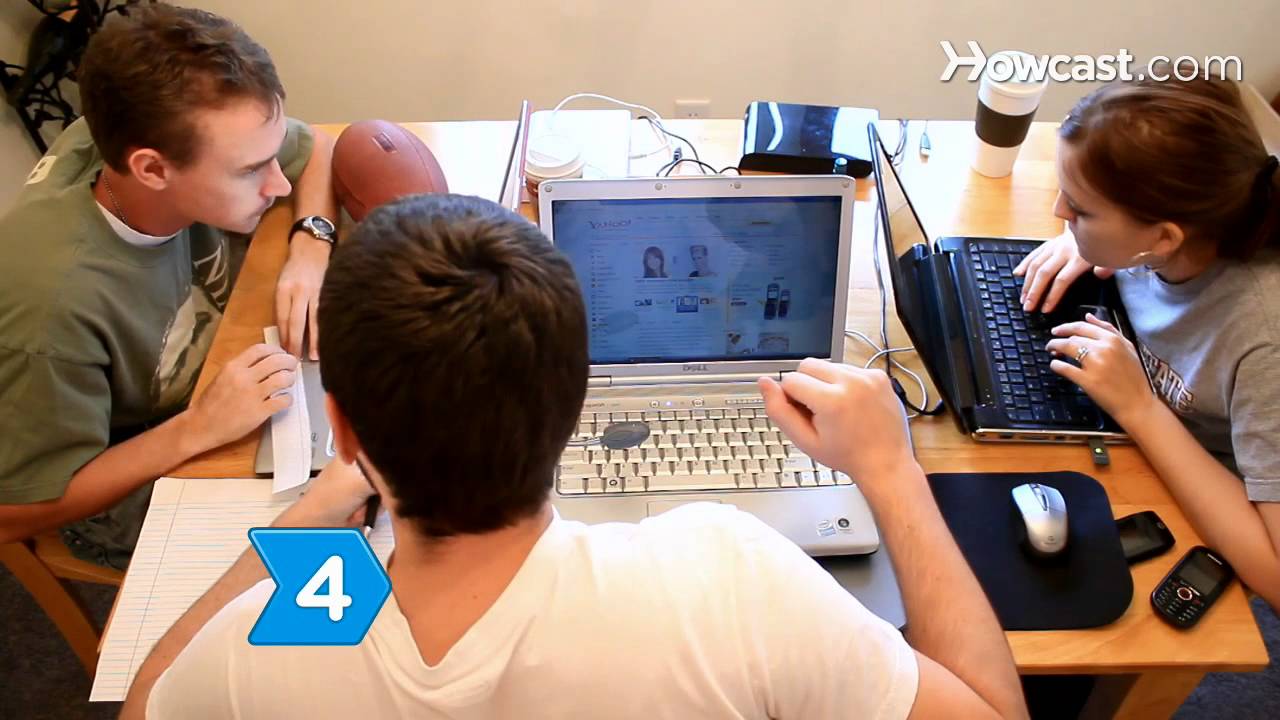 How to Play Fantasy Football - YouTube
