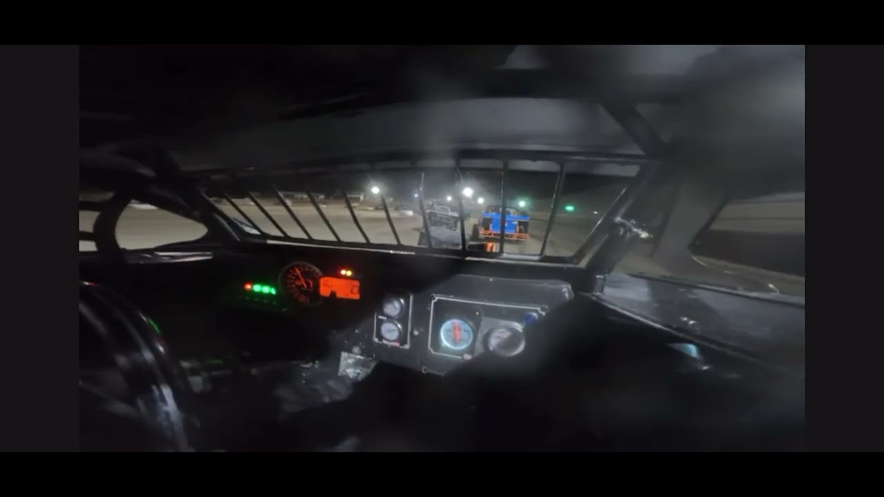 Feature mod lites hendry speedway - YouTube