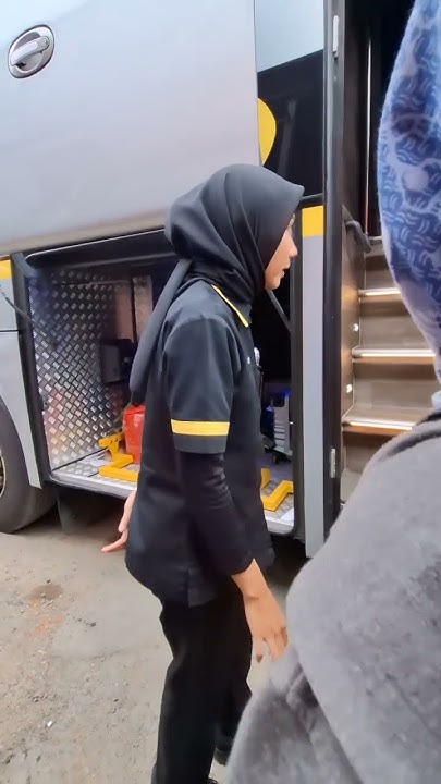 Selalu ramah tamah mbak zauza - YouTube