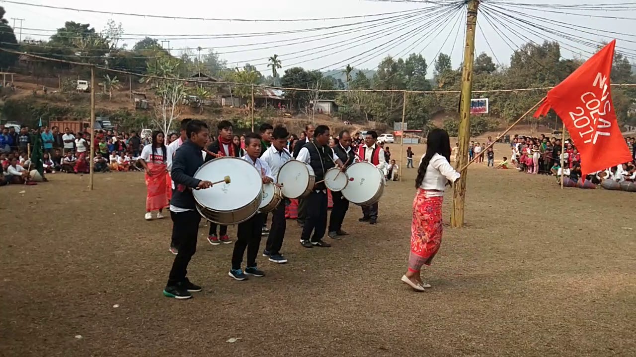 Nongalbibra Song kristian Dance Competition - YouTube