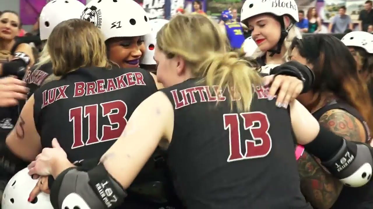 Arizona Derby Dames: Hit Squad TV Banked Track Roller Derby Featurette - YouTube