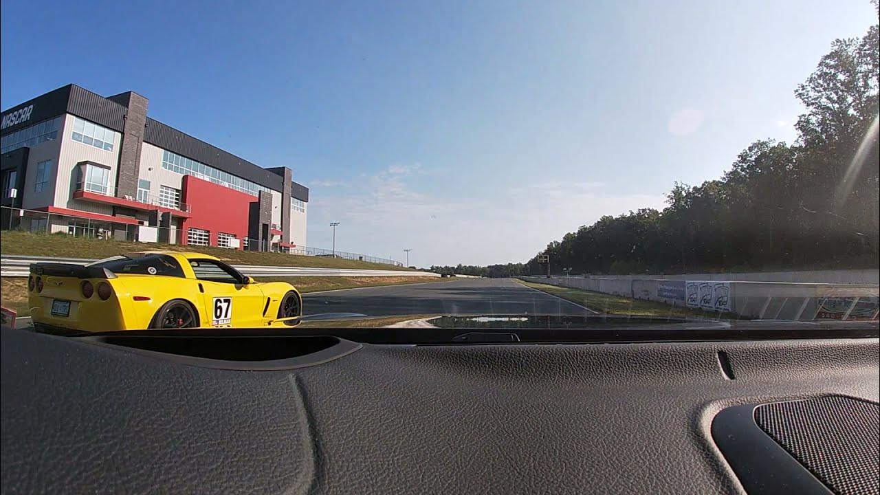 lazy laps and z06 drags - YouTube