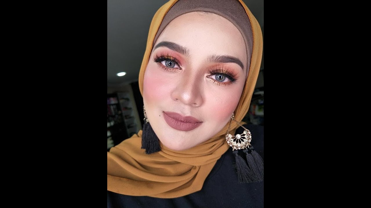 MUA Bellaz : Makeup Mahal VS Mampu Milik, Nak Pilih yang Mana? - YouTube