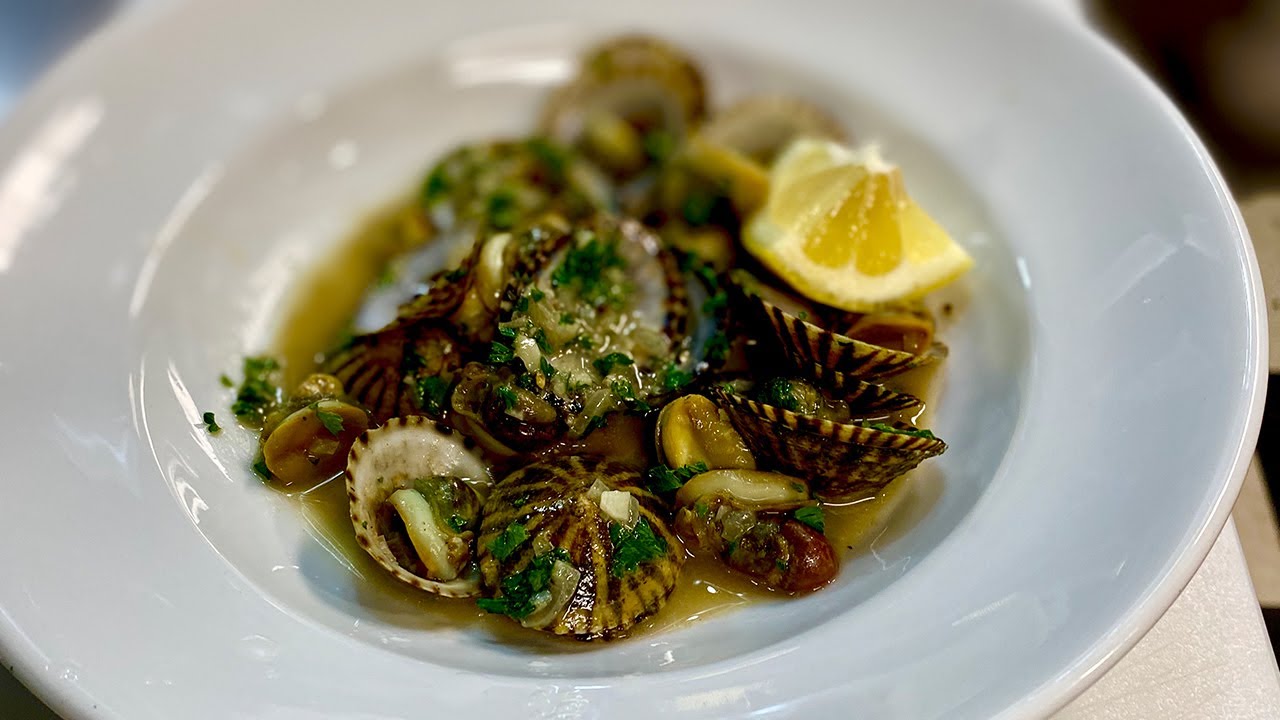 How to Cooks Limpets - YouTube