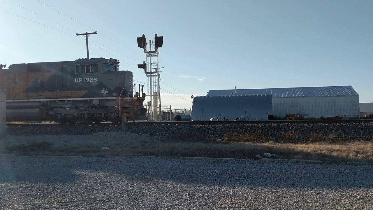 UP 1989 Rio Grande Heritage Unit Leads NS Auto Rack Train - YouTube