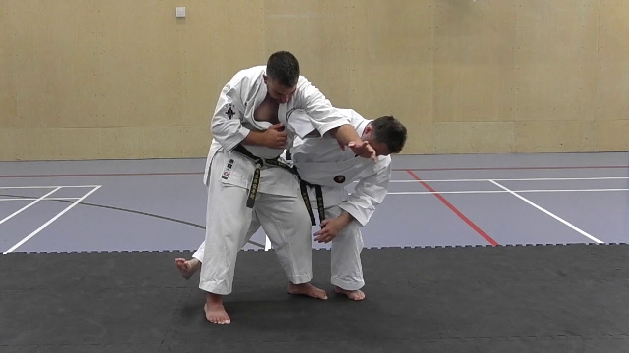 3 Secrets of Kosa-Dachi (cross stance) - YouTube