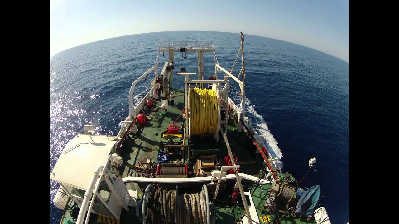 OGS Explora Streamer deployment - YouTube