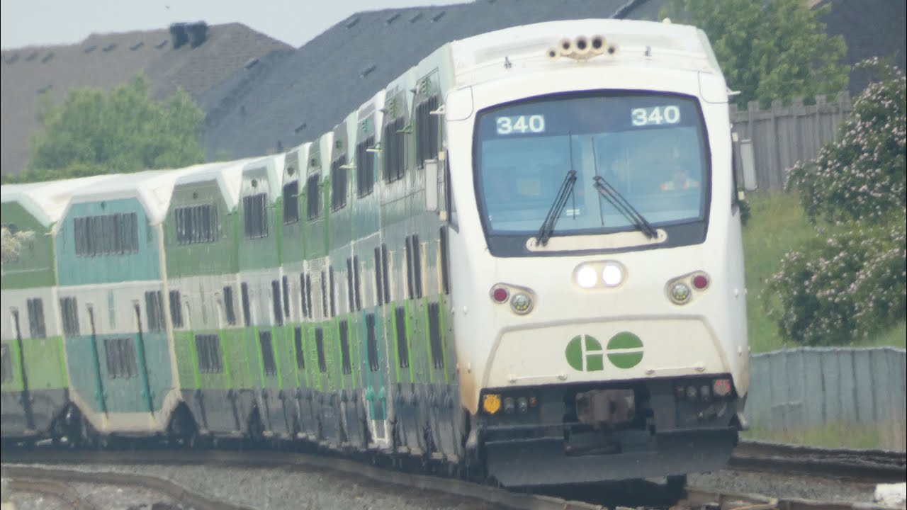 (Window Ride) GO Transit Ride From Cooksville GO - Meadowvale GO ...