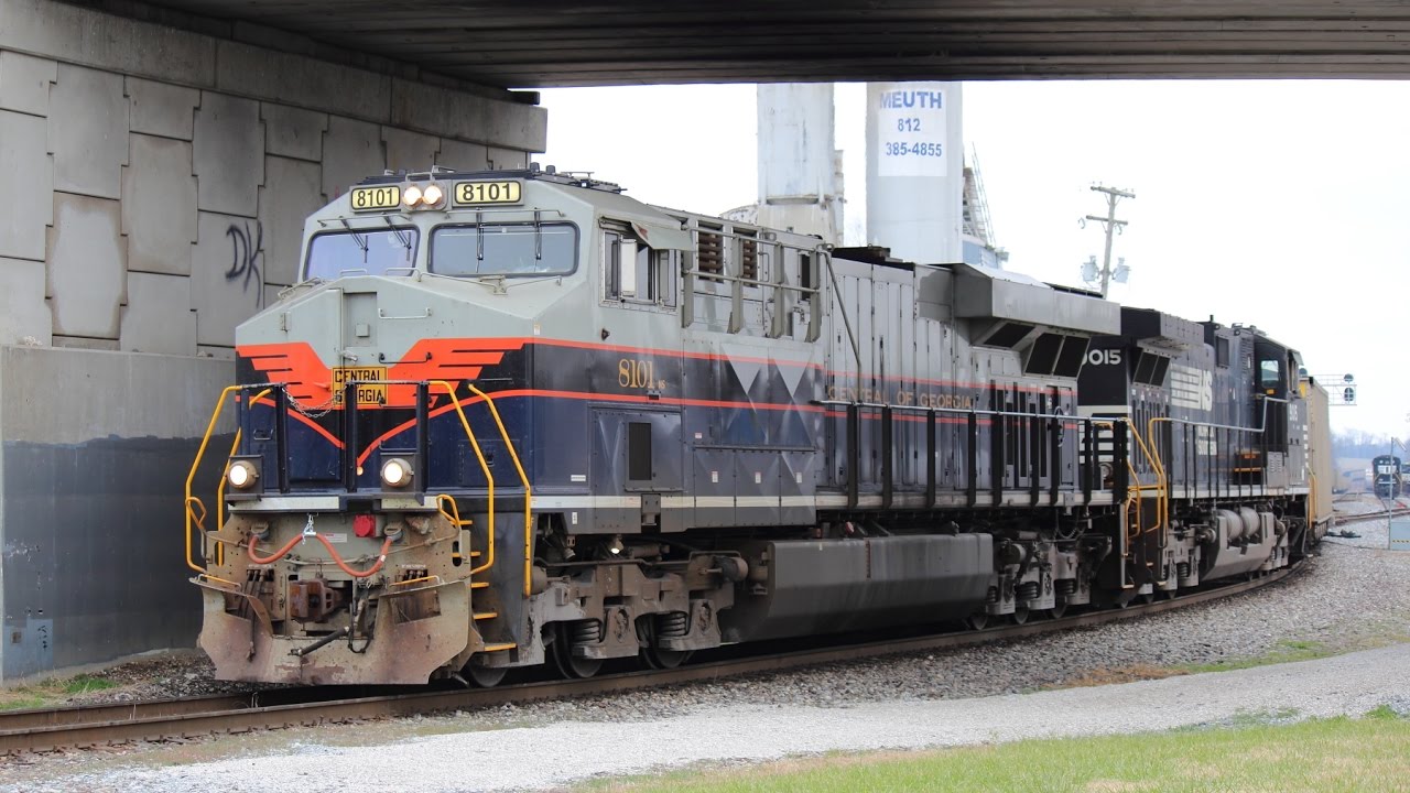 Railfanning Princeton Indiana December 2016 Vol 2 Circus Train & NS ...