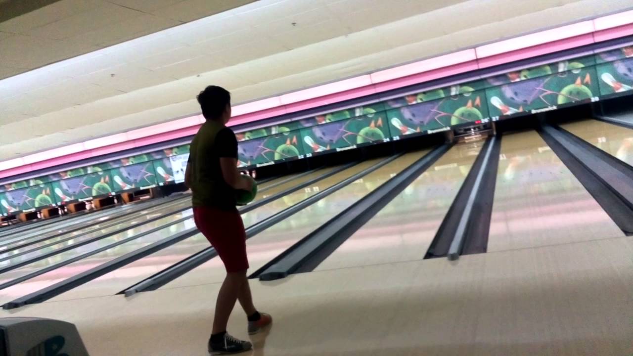 Sta. Lucia Bowling! - YouTube
