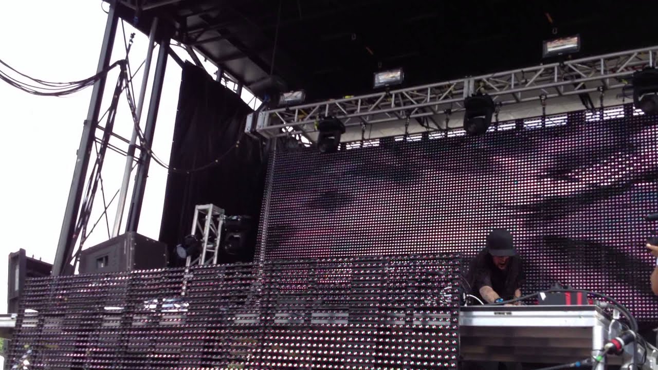 J Devil - identity Festival - YouTube