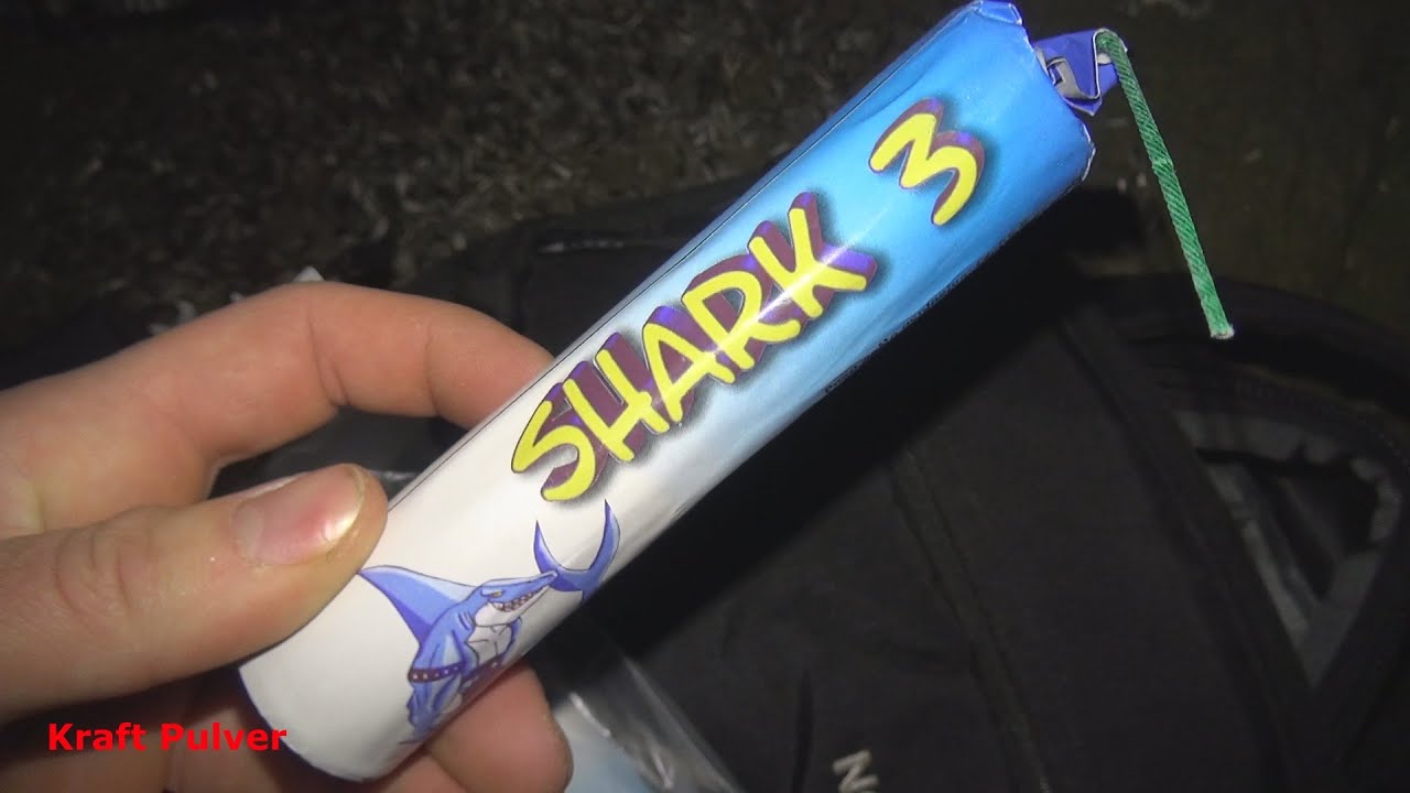 Shark 3 Italian firecracker + Scream 10s - YouTube