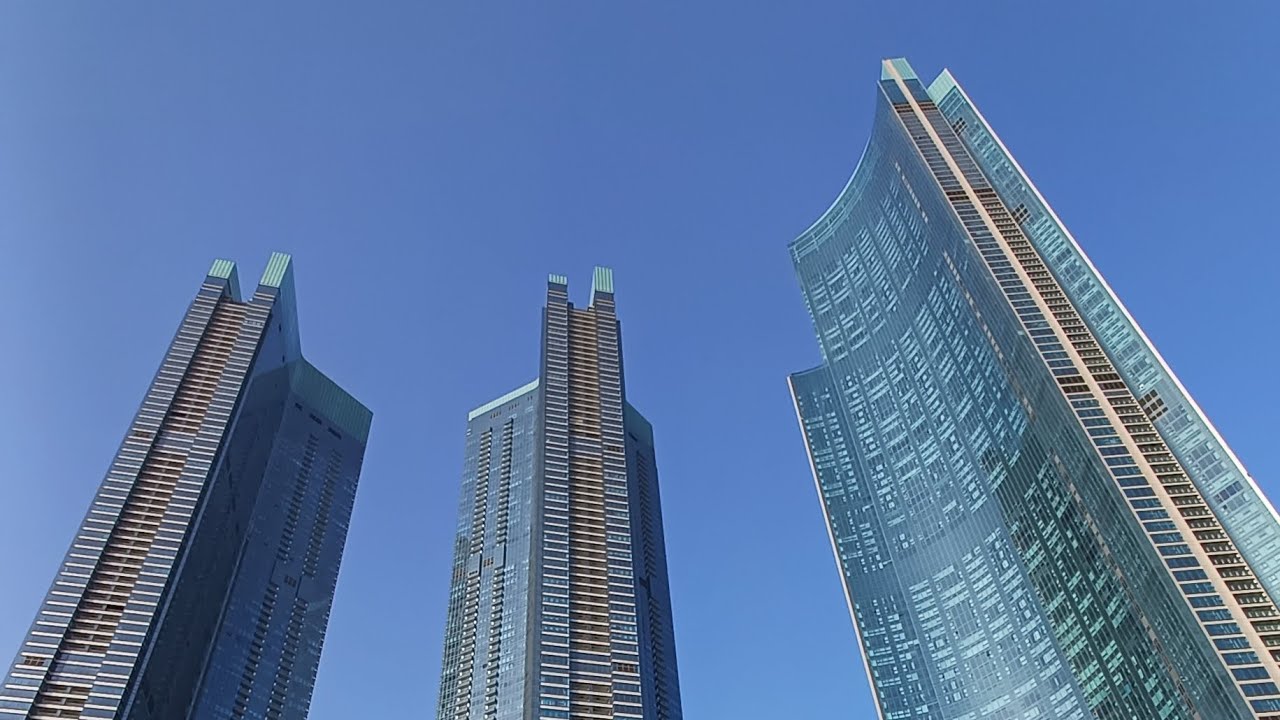 X the Sky Pt.1 Rising Fast and High 🤩 Walking Slow and Low (on the ...