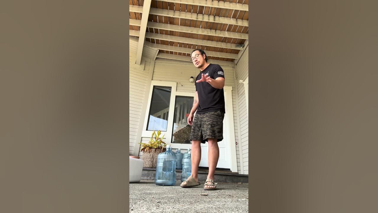 How to pick up heavy/awkward objects - YouTube