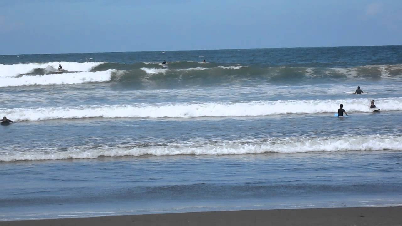 Beautiful waves at Aoshima beach in Miyazaki, Japan - YouTube