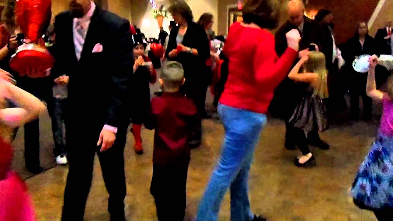 Wyatt dancing - YouTube