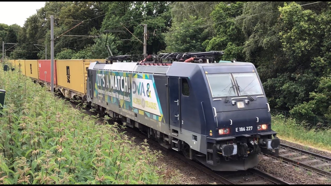 E186 227 Medway with Neuss Shuttle Container Train at Venlo the ...