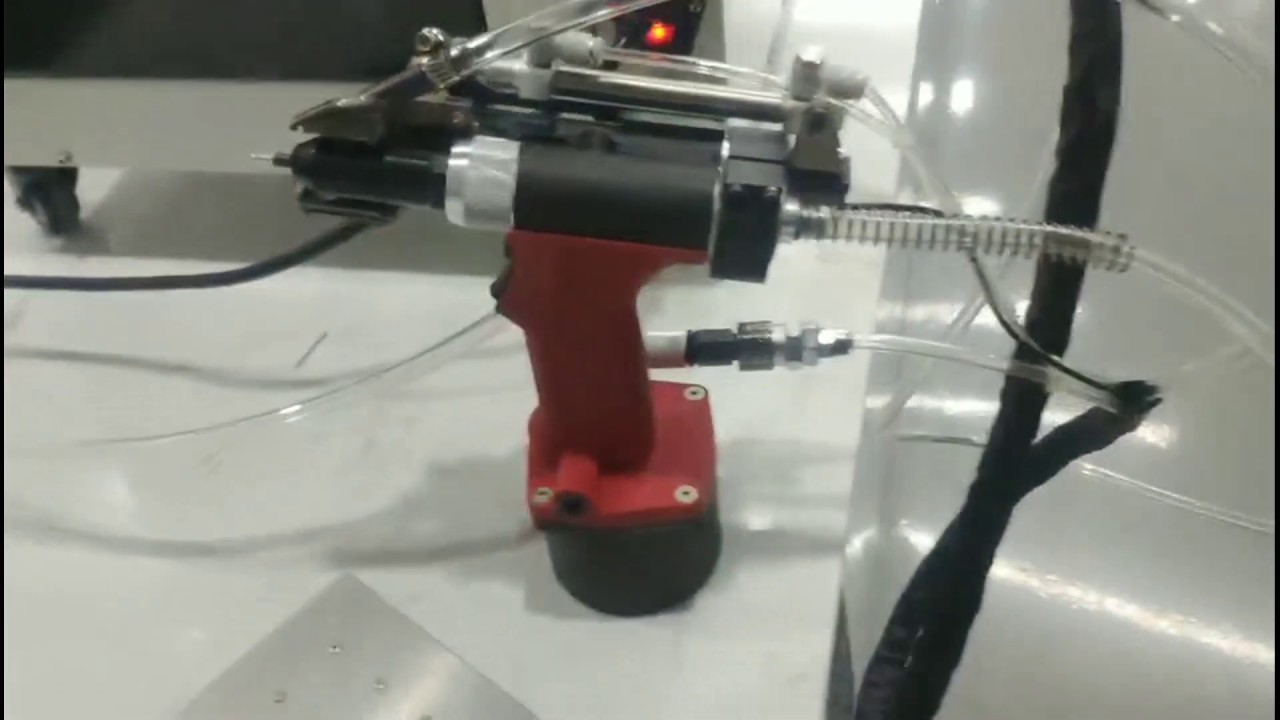 HD Automatic Feeding Rivet Gun Rivet Tools For Russia Clients - YouTube