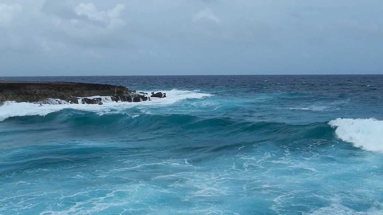 waveaction at Boca Onima @ Bonaire's eastcoast - YouTube