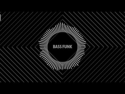 PARADO NO BAILAO | BASS BOOSTED + SATURATED