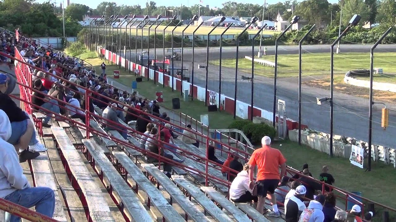 Sandusky Speedway MSA Supermodified heat race 6-2-12 - YouTube