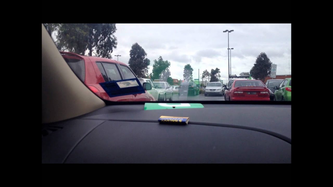 Shifty guy stealing a car lolcats - YouTube