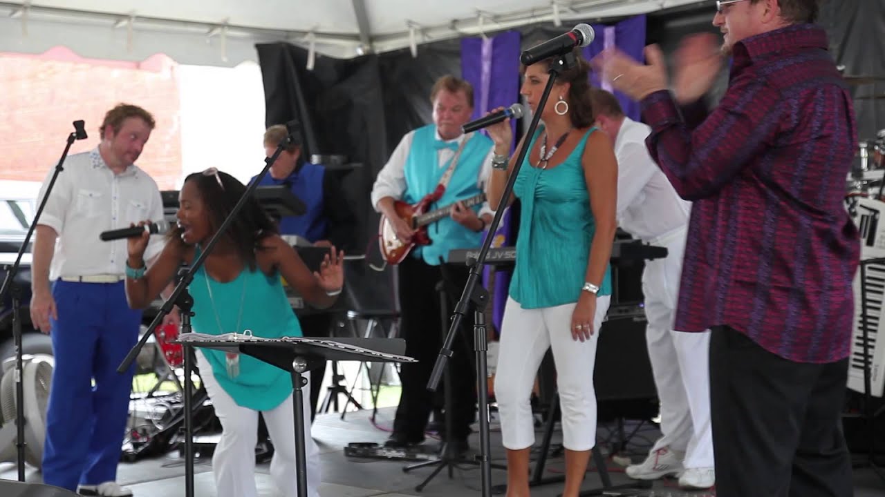 Off The Chain Band and Show - YouTube