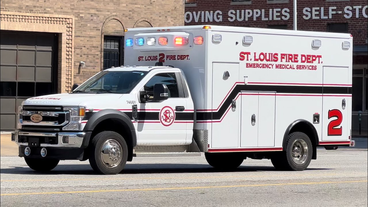 *NEW* St. Louis Fire Department Medic 2 Responding - YouTube