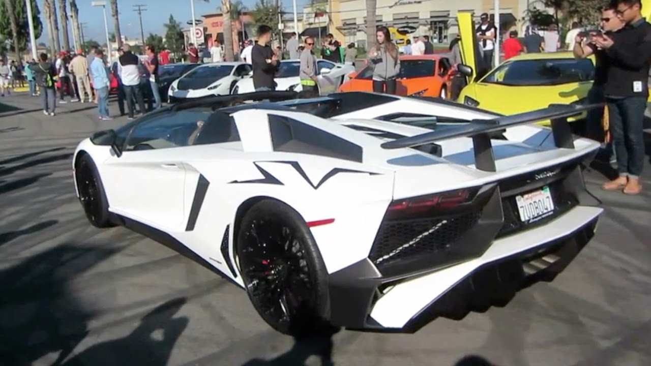 Lamborghini Aventador LP750-4 SV Roadster - YouTube