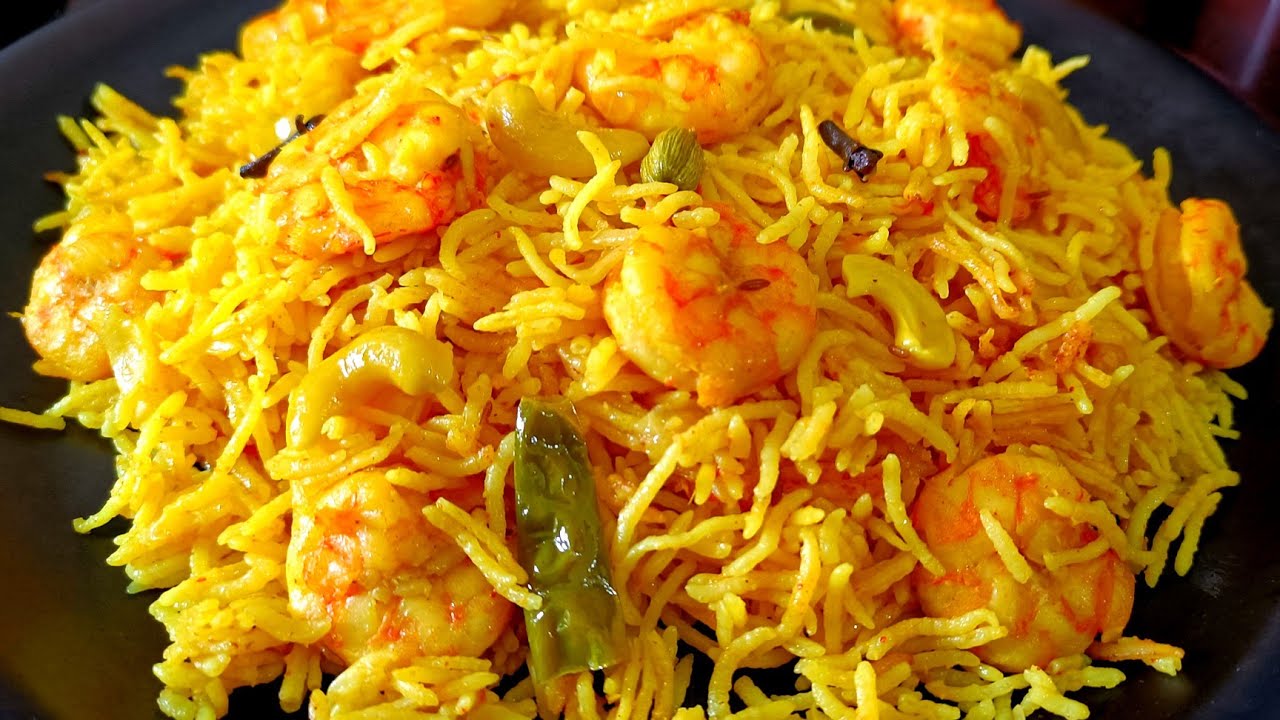 Masaledar Prawns Pulao Recipe | Chandra's kitchen - YouTube