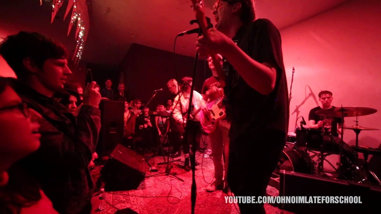 Elvis Depressedly "Weird Honey" Live @ Shea Stadium - YouTube