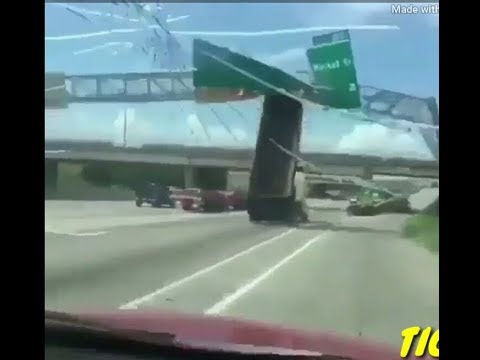 Sopir truk yang terlalu ahli berakhir FATAL