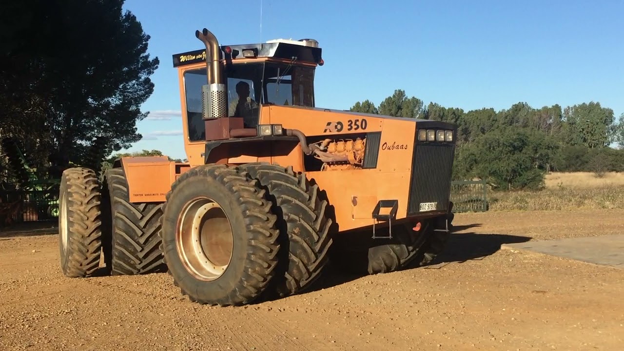 ACO 350 tractor + trekker near Hoopstad - YouTube