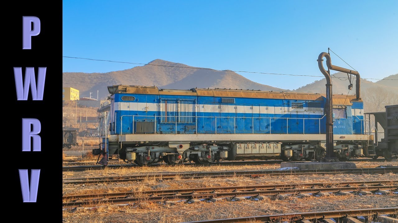 Chinese Railways - DF5 #1055 with a Train of Empty Cars for Coal Mines ...