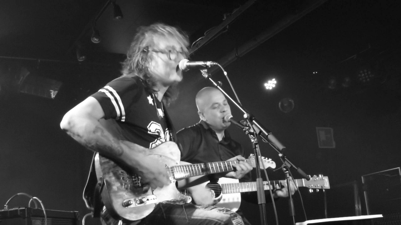 Costello Hautamäki & Kalle Pakarinen - Kuopio tanssii ja soi - YouTube