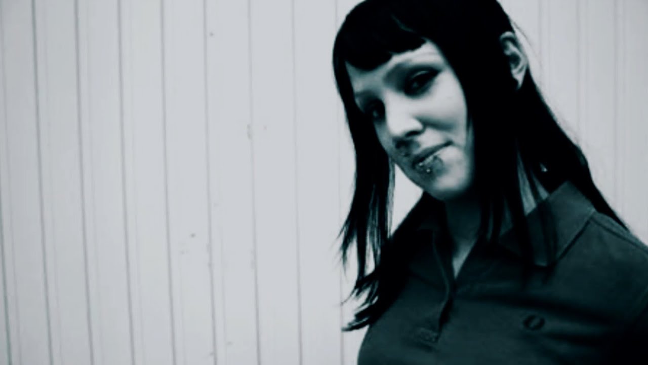 Evil Conduct (NL) - My Skinhead Girl - YouTube