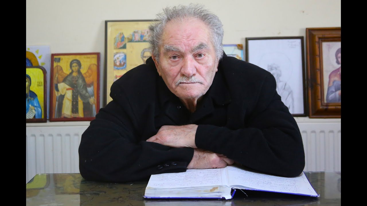 Ο ΑΝΔΡΕΑΣ ΙΩΑΝΝΗ (ΚΟΥΚΚΟΣ) ΤΡΑΓΟΥΔΑ ΣΤΑ 92 ΤΟΥ ΧΡΟΝΙΑ - YouTube