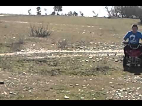 remoncando coche de pedales con cuag jose