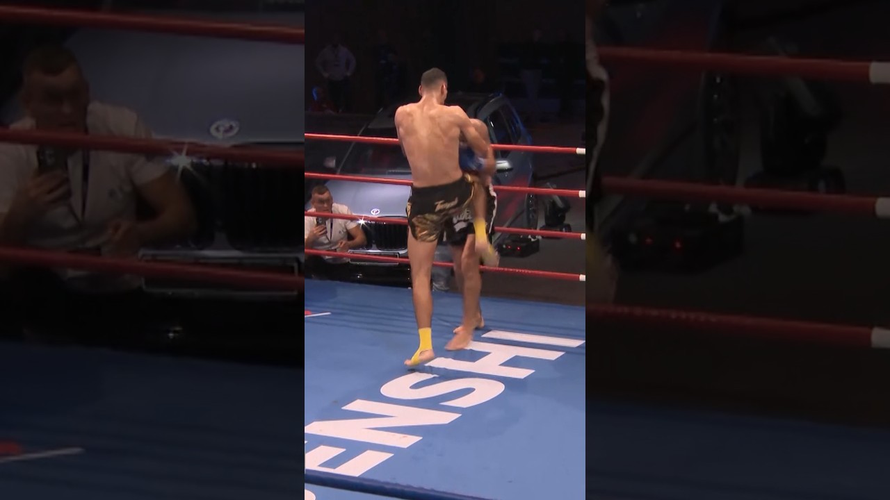The knee that ended the bout and secured the victory of Ilyass Chakir ...