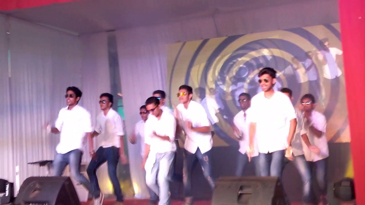 Royal Mech GISAT collage of engineering 2016 KOTTAYAM Best dance ever ...