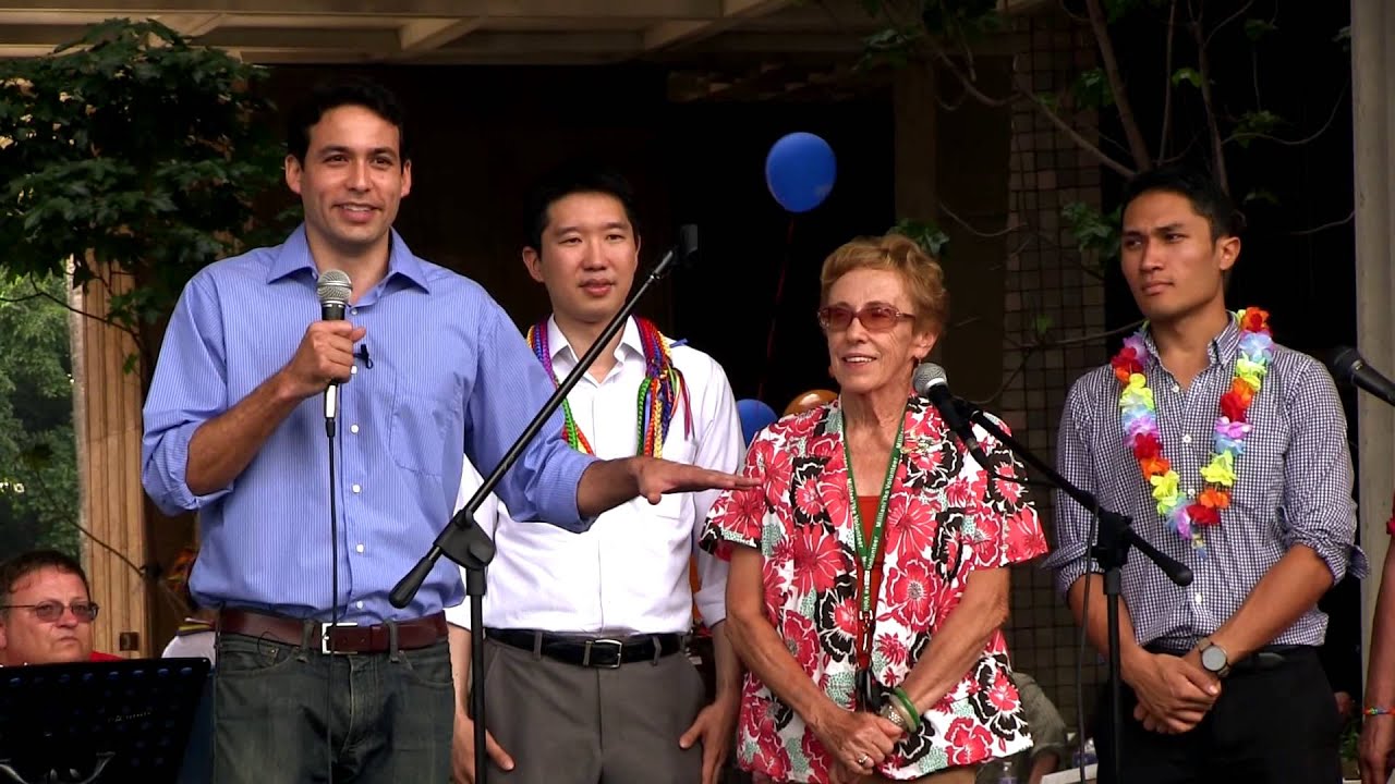 Hawaii State Representative Chris Lee - Love Makes A Family - YouTube