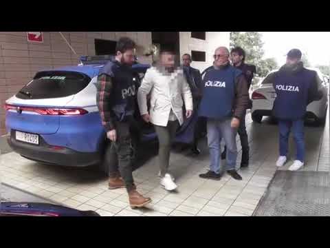 Polizia, arresto per rapina a mano armata a Catanzaro 