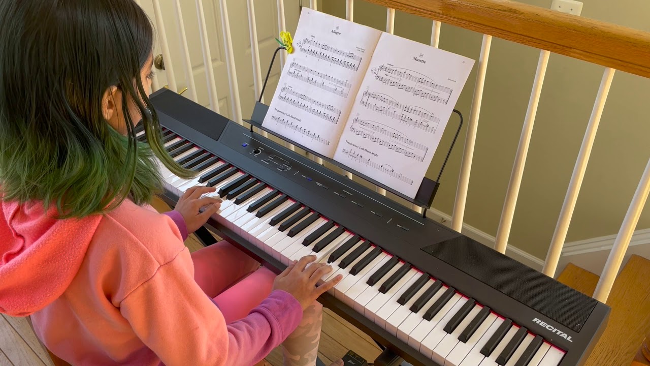 Musette - Suzuki Piano Book 1 - YouTube