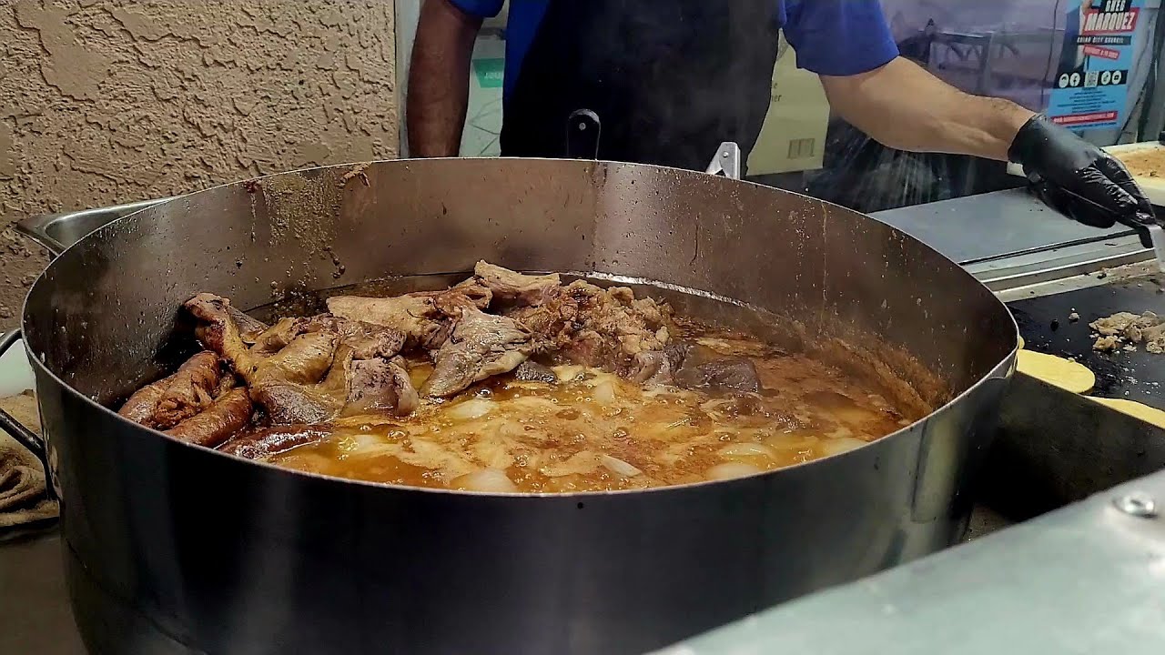 Best real Mexican street food taco in Pomona California - YouTube