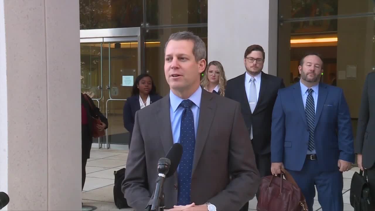 Trial begins after lawsuit filed following ouster of Florida prosecutor ...