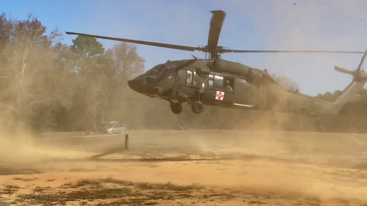 VNG Soldiers train aerial medical evacuation with Army ROTC cadets ...