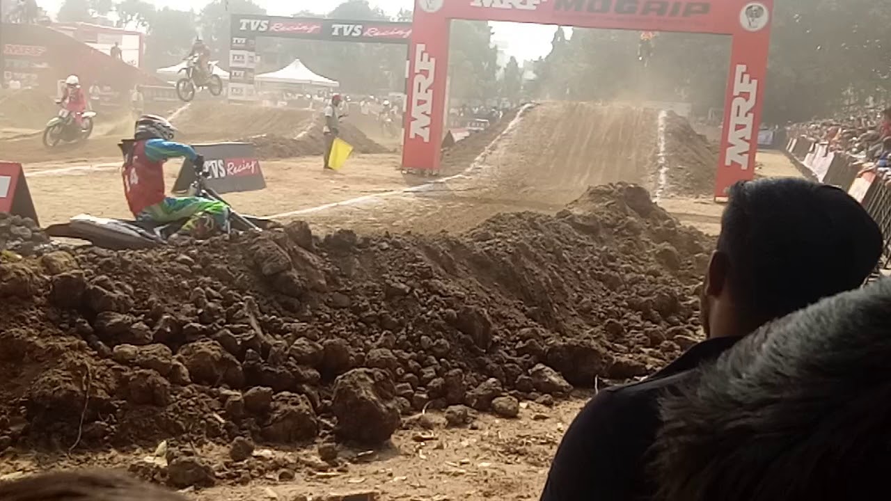 Akota Stadium Moto Cross(1) - YouTube