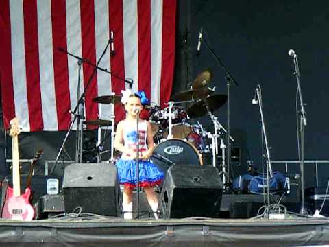 Presley Elise Age 7 Singing God Bless the USA with Little Hearts Of Texas