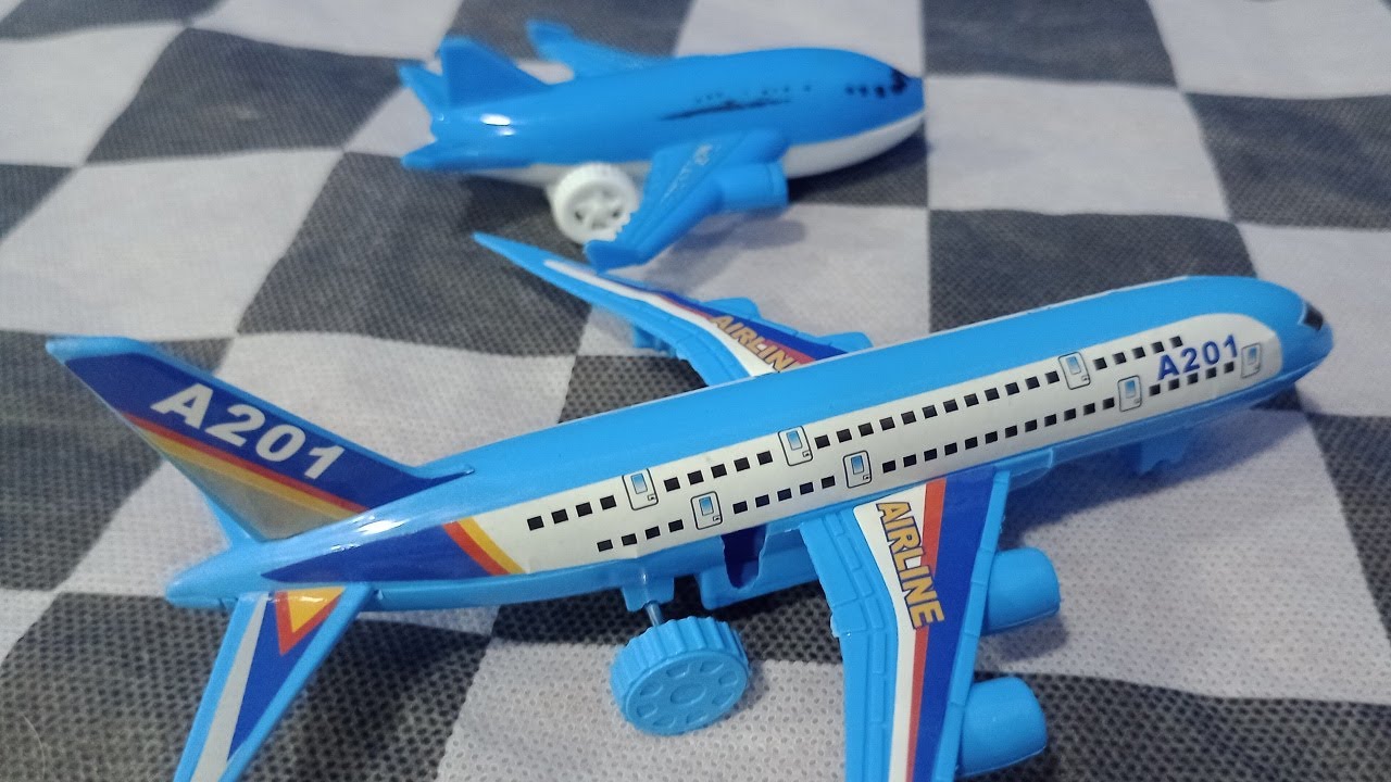 Airbus A201 Arline plane and C919 plane - YouTube