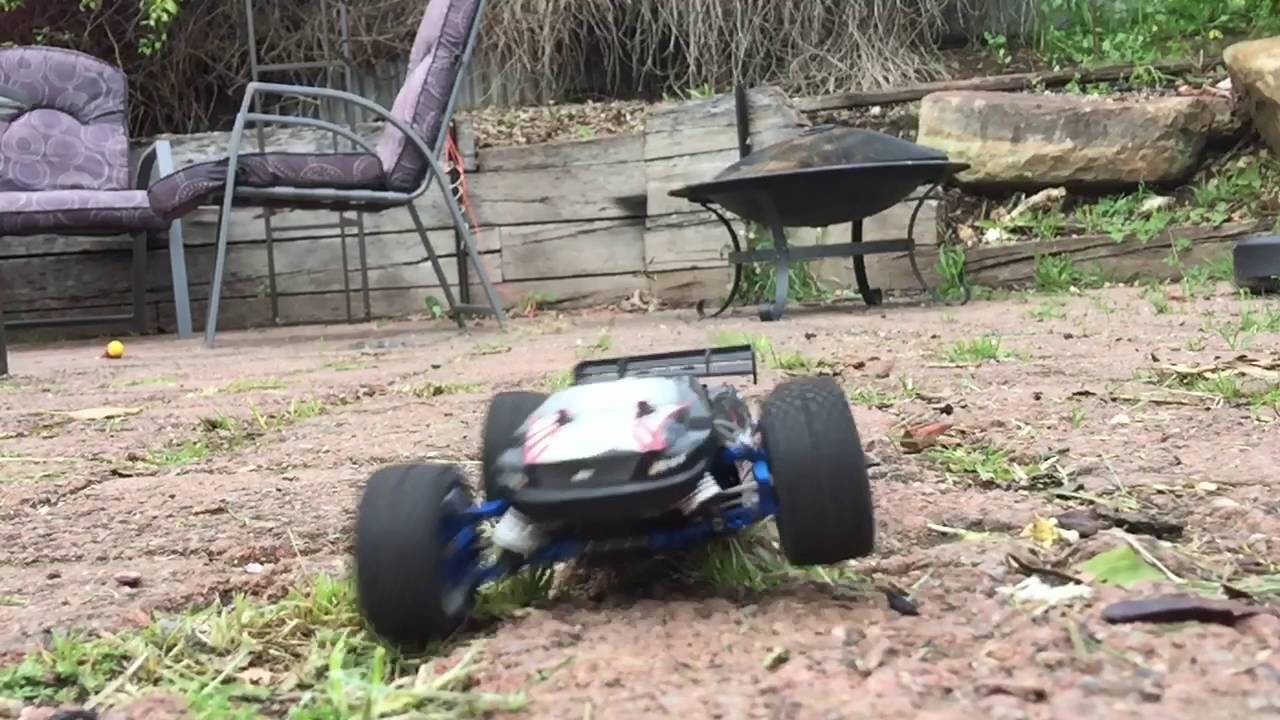Slow Motion Losi Micro Truggy - YouTube